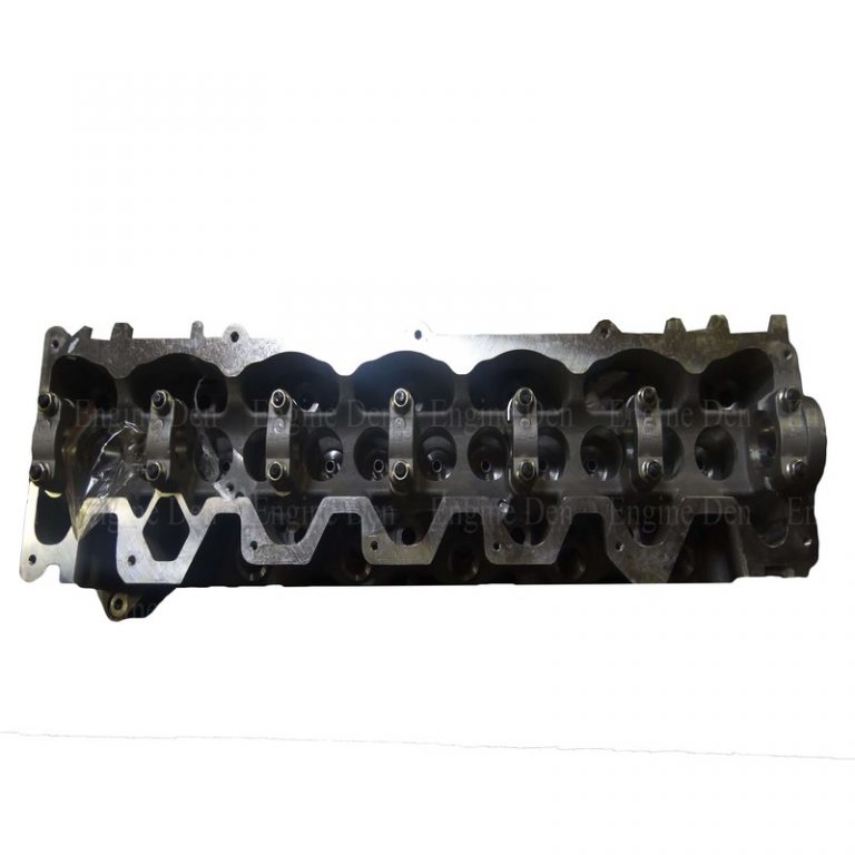 NISSAN RD28 NEW BARE CYL HEAD - Engine Den